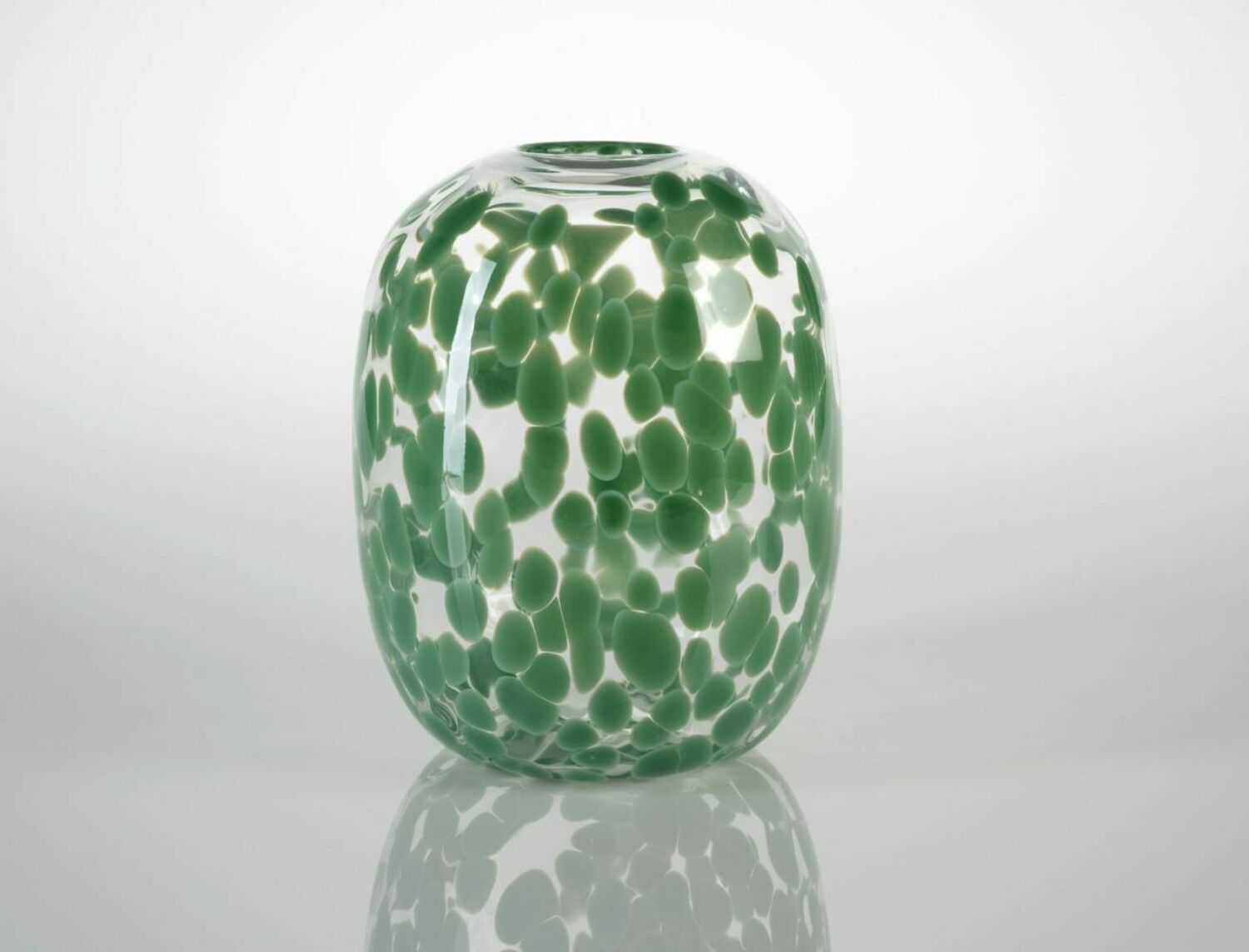 Aussie Front Yard Vase - Large Jade (Green Spots) - Art Images Gallery